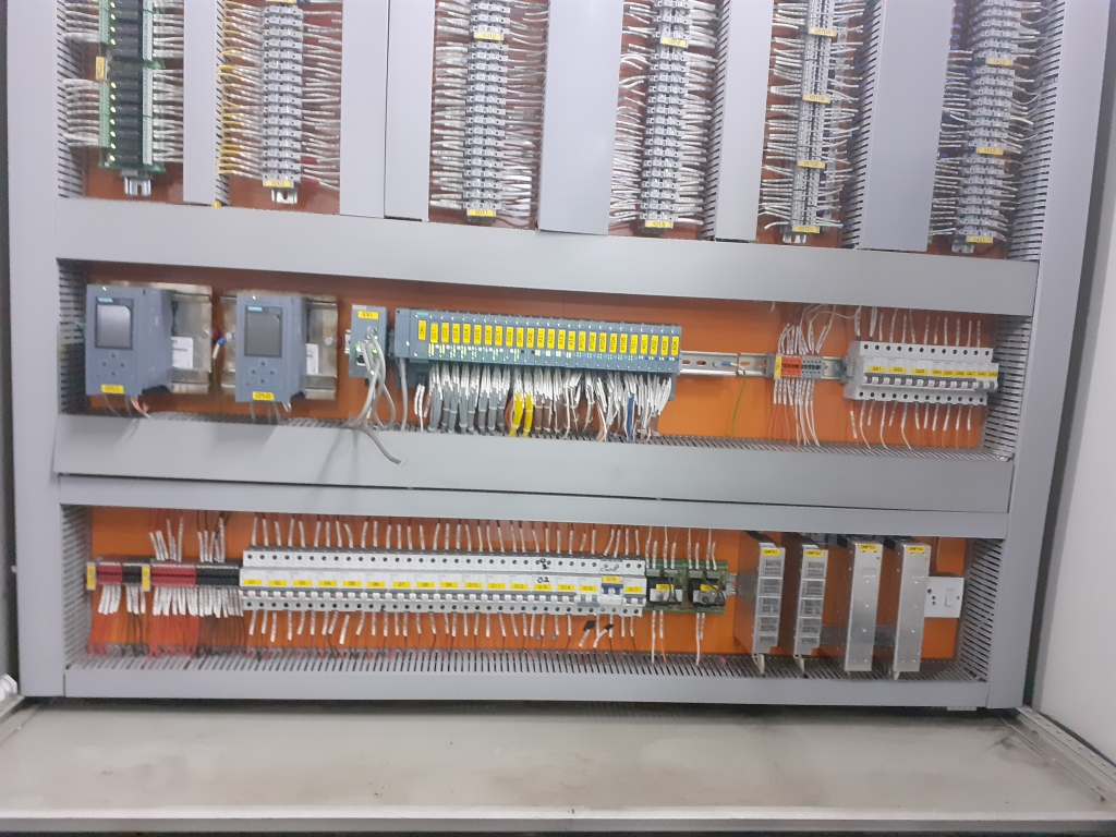 PLC Control Panels - Vasuindtech